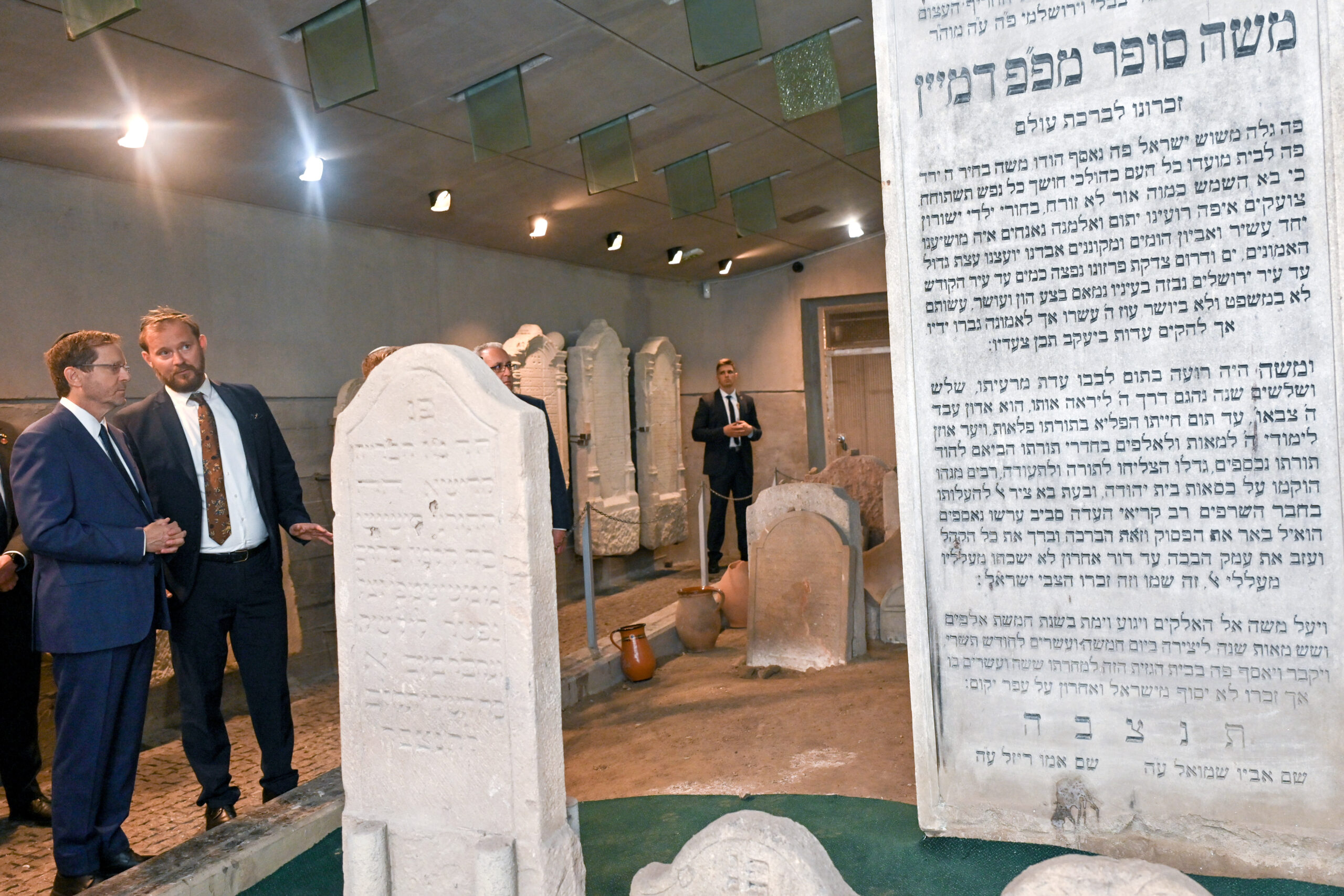 Bibliography — Diaspora Jewry and Israel | CIE